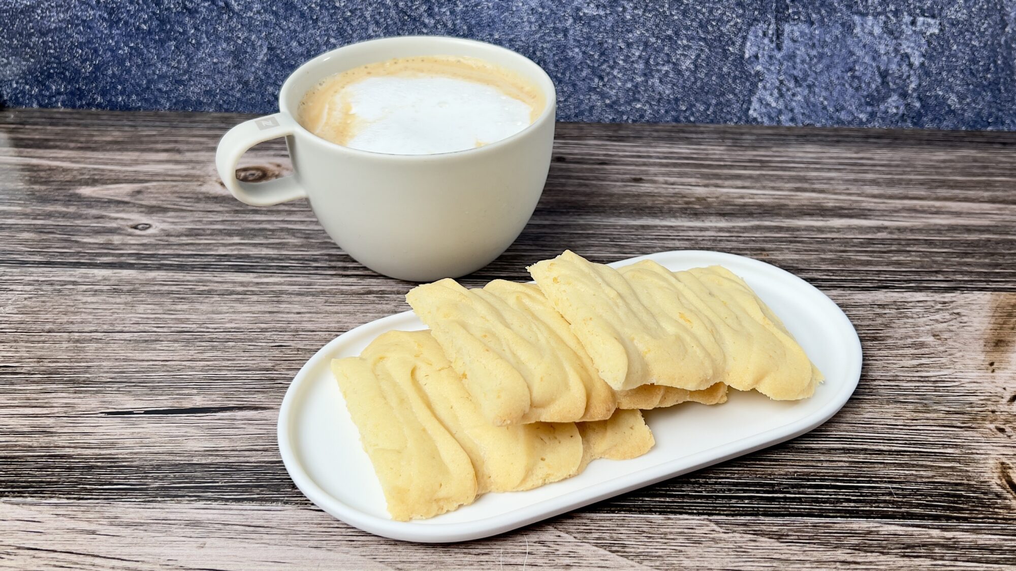 Utrechtse Spritsen: Delightful Dutch Butter Cookies with a Crisp ...